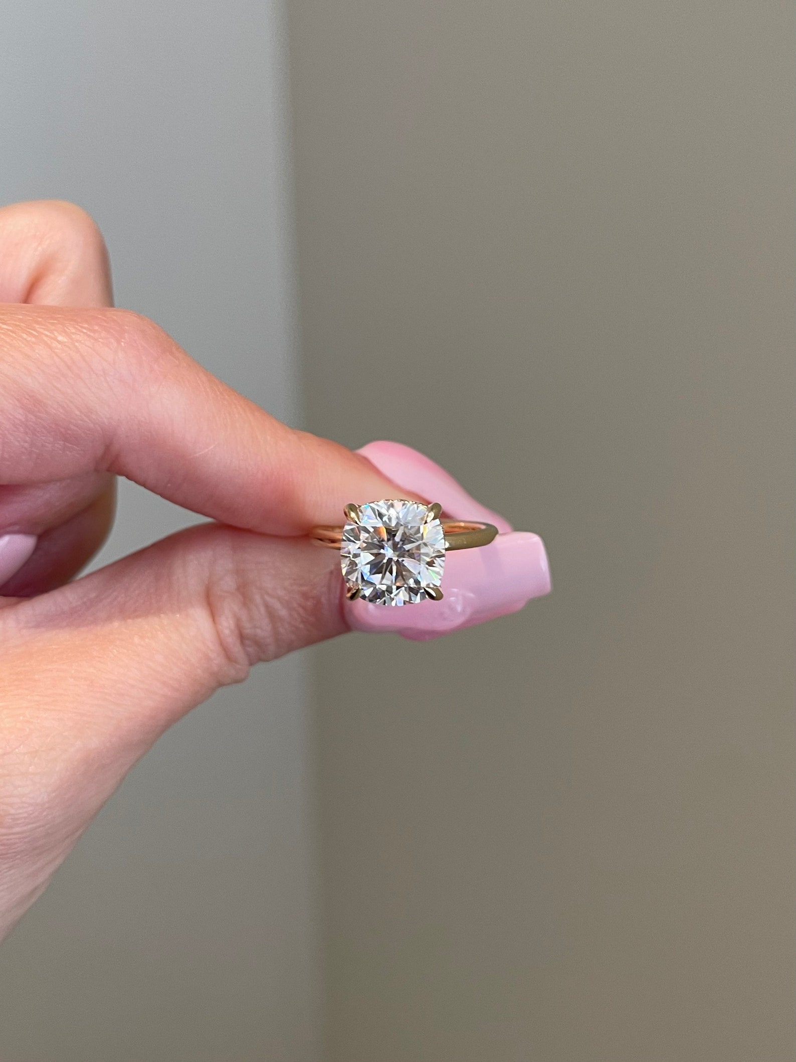 4 Carat Brilliant Square Cushi Moissanite 4-prong Hidden Halo Solitaire ...