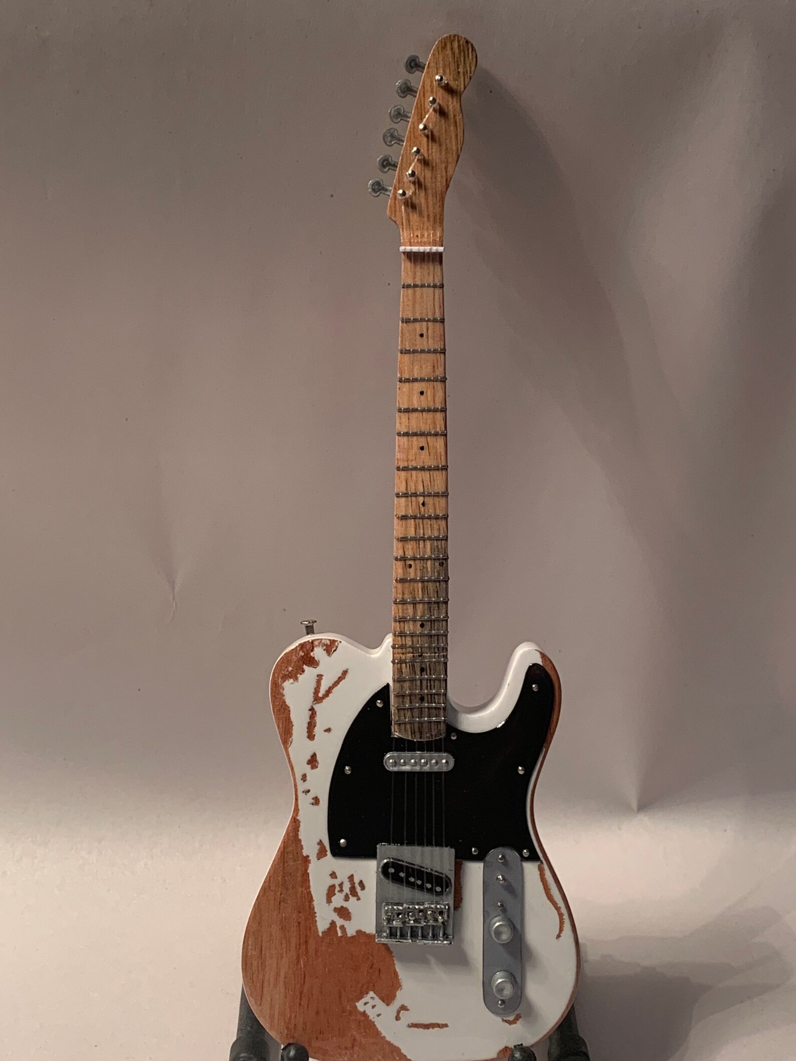 Jeff Beck Miniature 10 Replica Guitar With Stand - Etsy