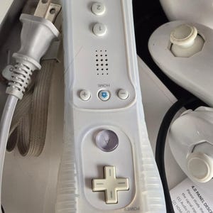 2006 Nintendo Wii Console and Accessories, Tested, Model RVL-001 - Etsy