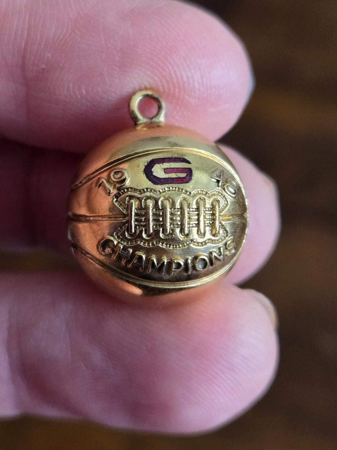 1948 Basketball Champions Award Red G Charm/pendant 1/15 10K Yellow ...