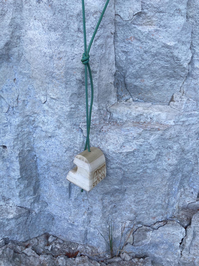 The Clunk - Portable Grip Trainer for Climbers - Train Crimp, Pinch ...