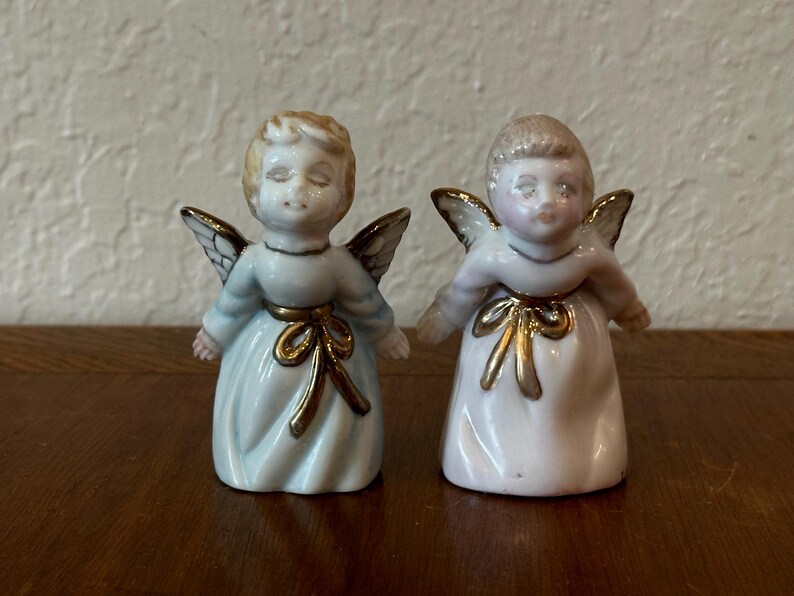 Vintage Ceramic Kissing Angels Figurines. - Etsy
