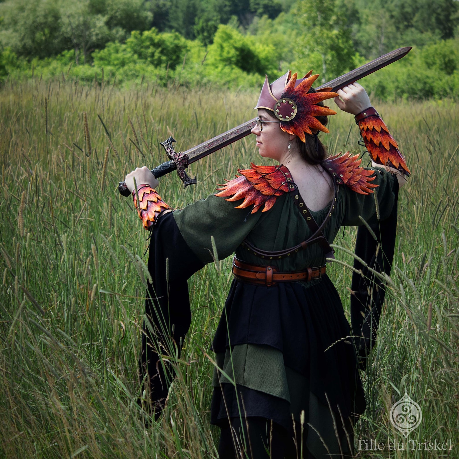 Leather Feather Armor Set // Helmet, Pauldrons, Harness, Bracers - Etsy