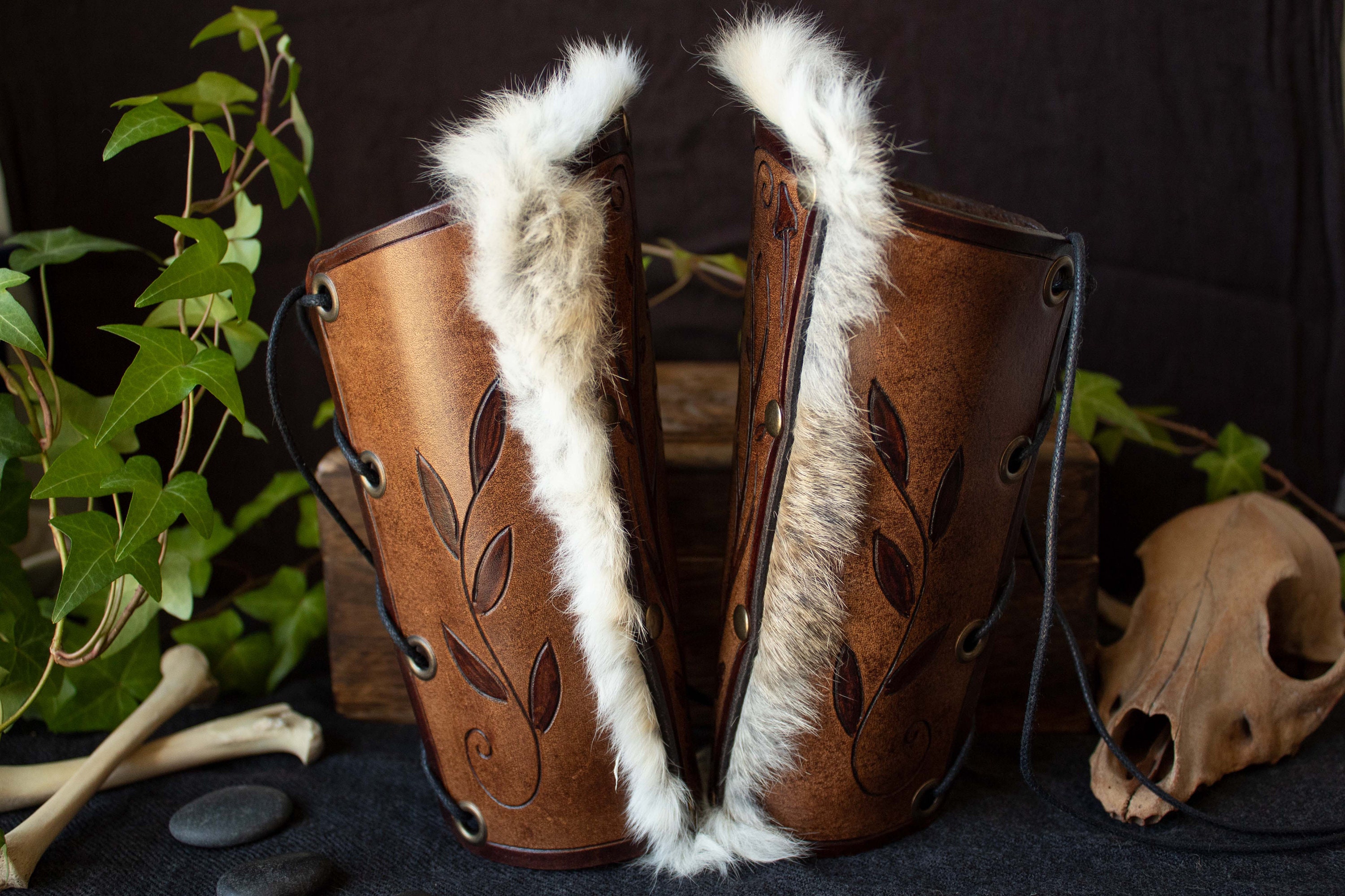 Druidique Leather and Rabbit Fur Bracers// - Etsy