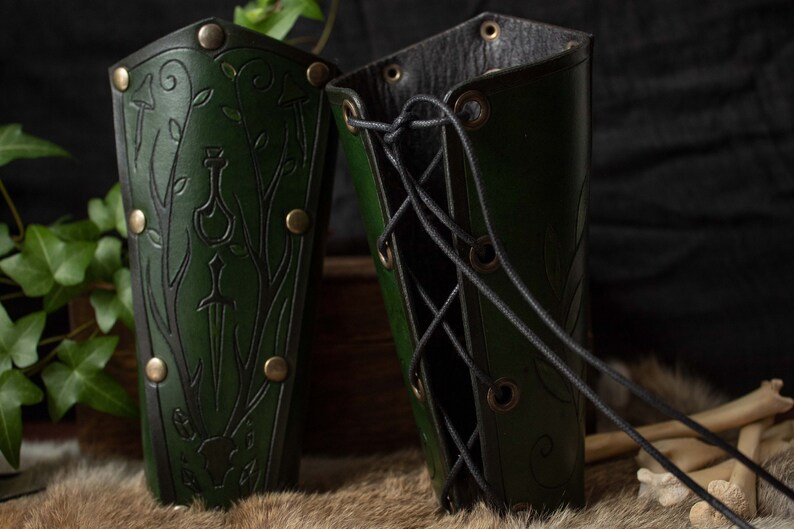 Druidic Leather Bracers // Elven-shamanic-druidic-witch | Etsy