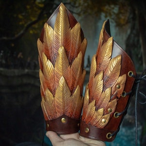 Leather Feather Bracers // Elven Raven LARP Cosplay Bird Armor - Etsy