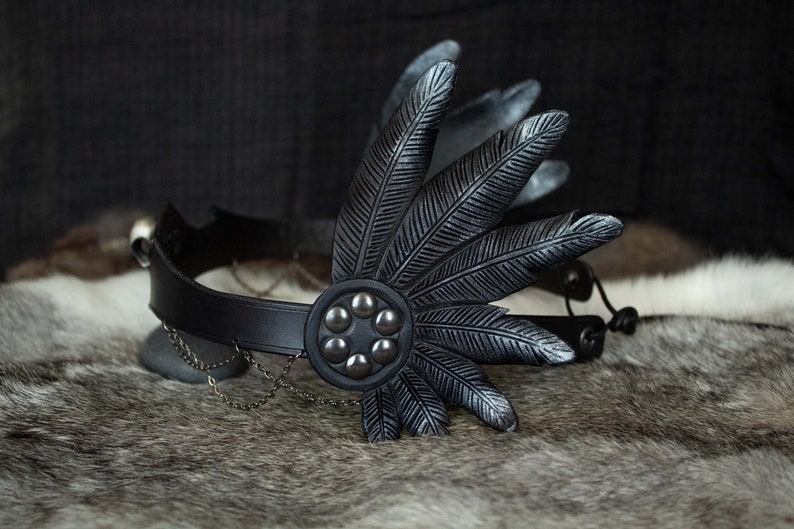 Raven's Leather Headdress // Raven Gothic Queen Crown Headpiece - Etsy