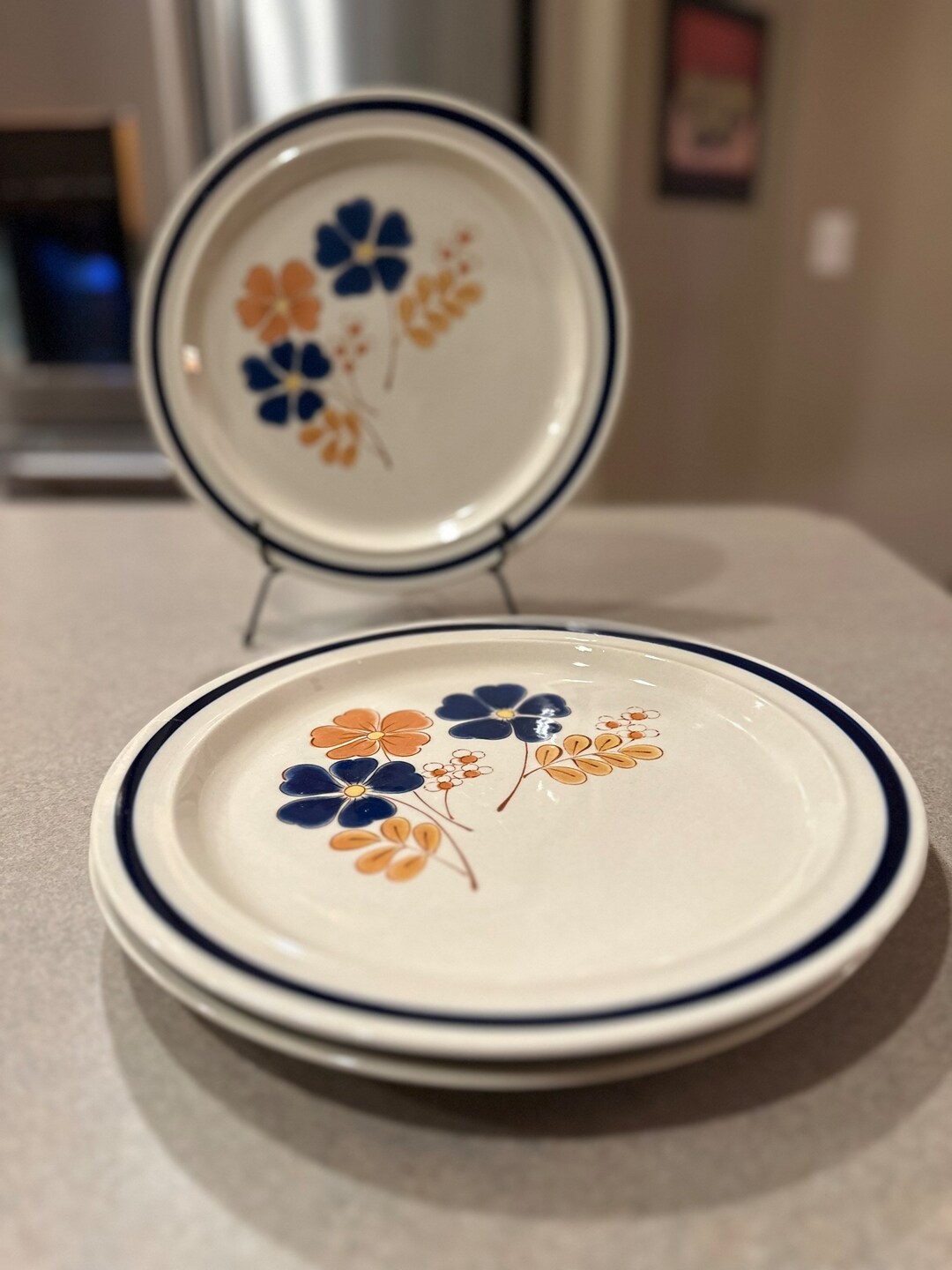 Newcor Stoneware Dinner Plates Reflection Pattern Blue and Orange ...