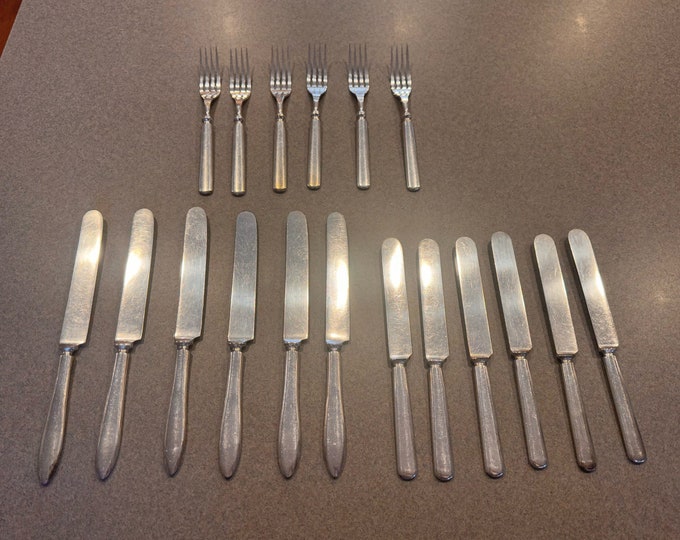 1847 Rogers WM Rogers Silverplate 12 DWT Flatware Knives and Forks - Etsy