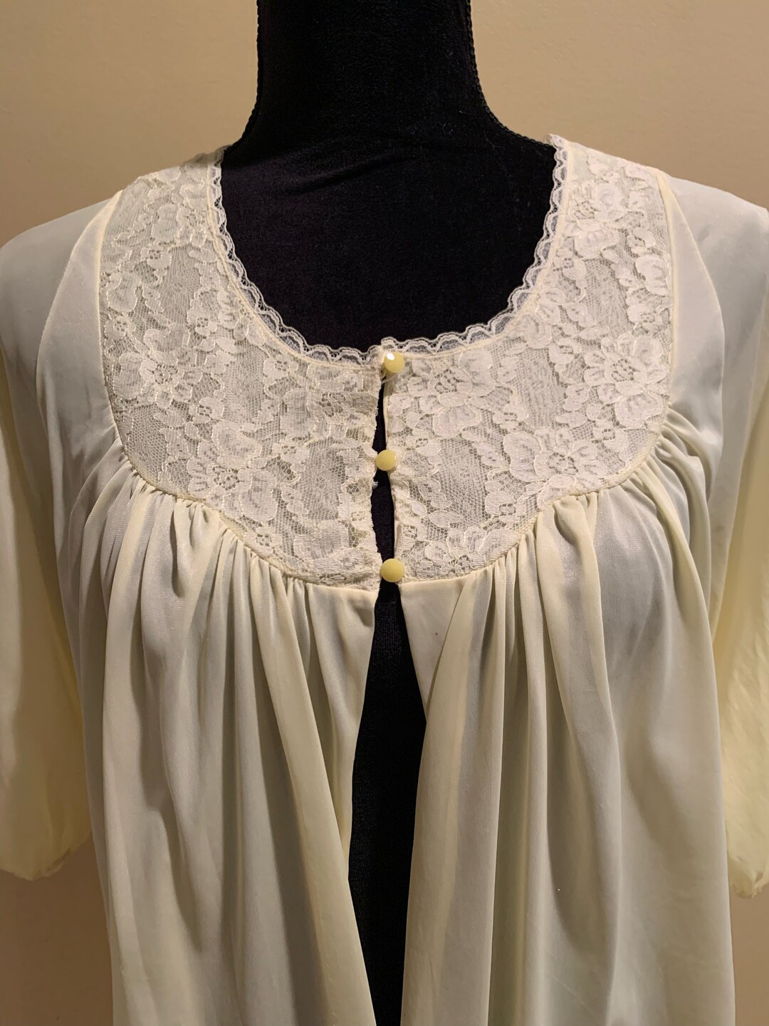 Pale Yellow Semi Sheer Lightweight Robe Vintage Rogers - Etsy