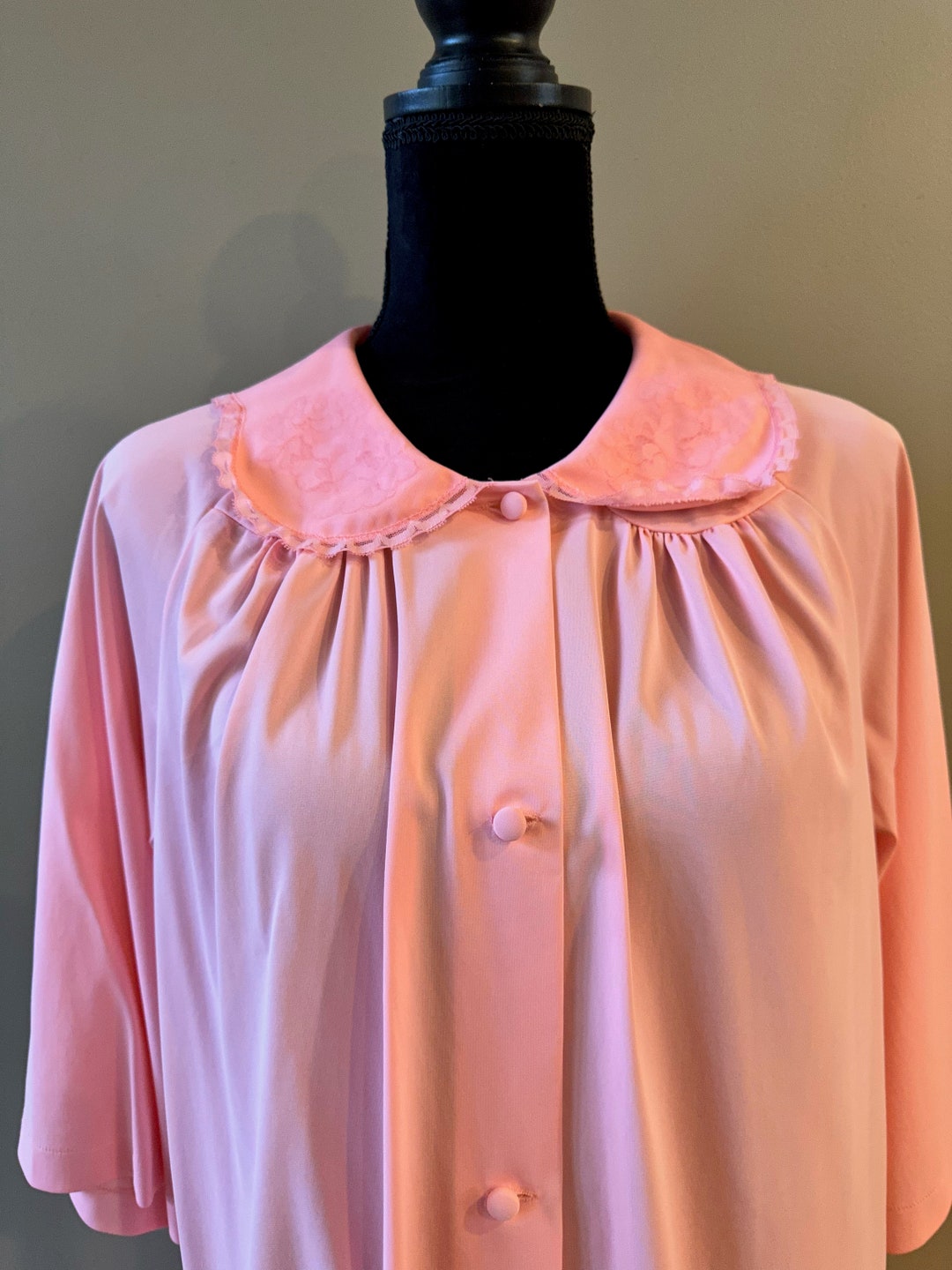 Lightweight Pink Nylon Button Down Robe Vintage Shadowline Size Large ...