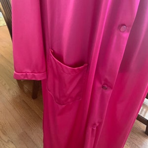 Lightweight Nylon Button-down Robe Fuchsia Vintage Nancy King Size ...