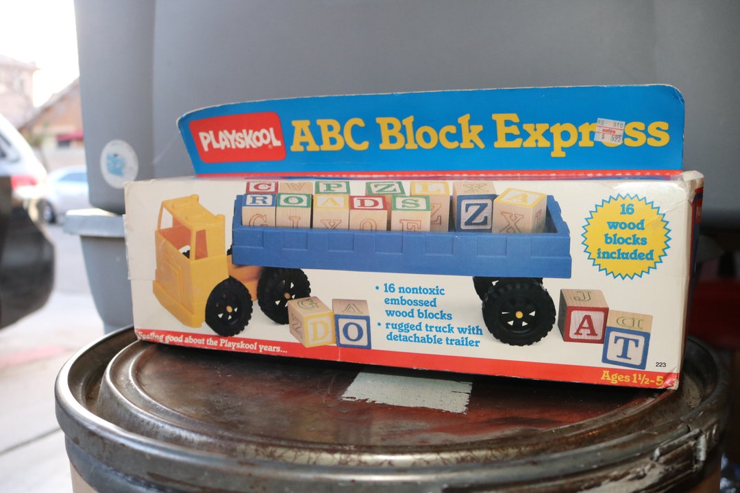 Playskool Hauling Flat Bed Truck 16 Wooden Alphabet ABC Blocks Trailer ...