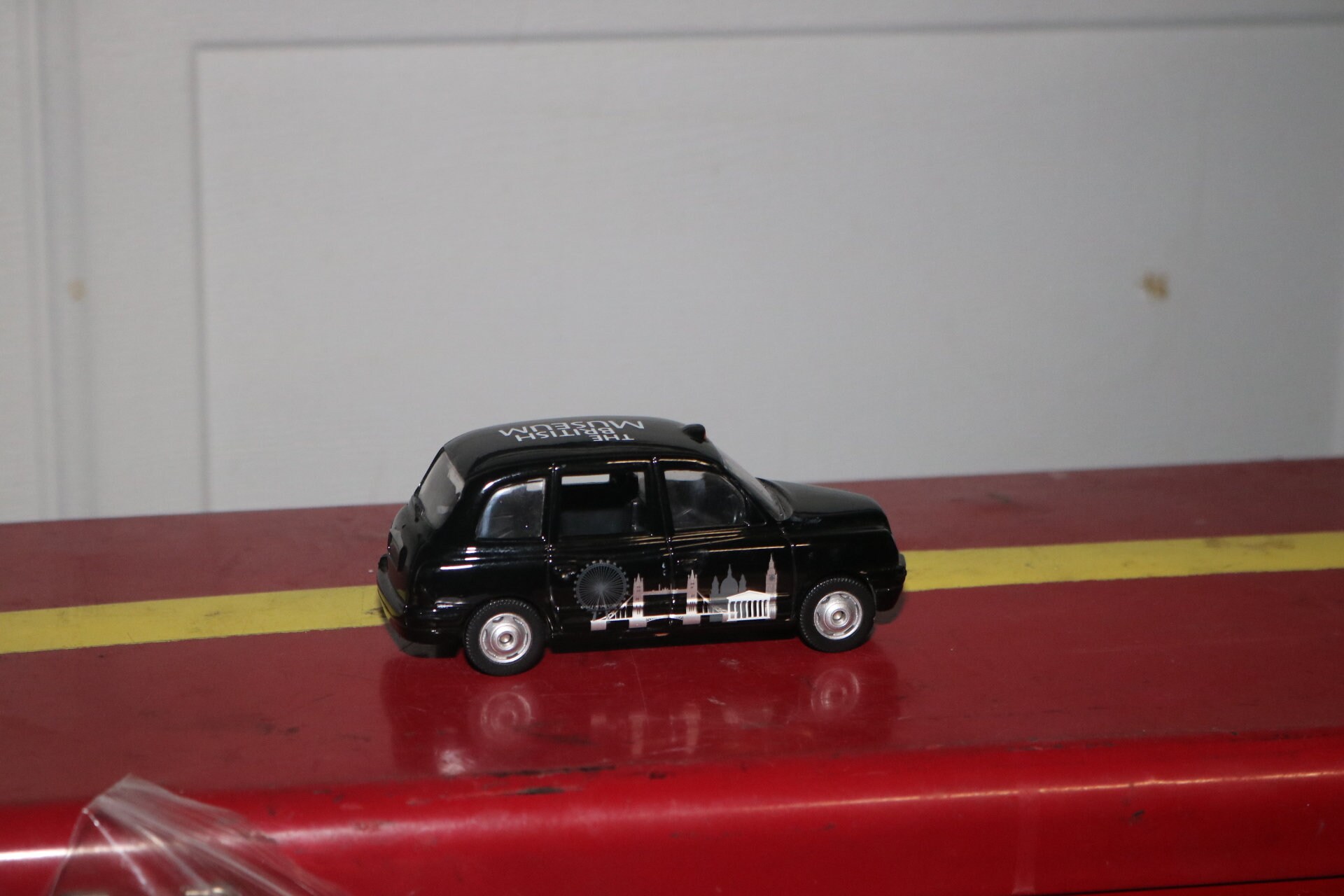 Corgi Hackney Carriage Old London Taxi TX-1 Mini Car Racecar Vintage ...