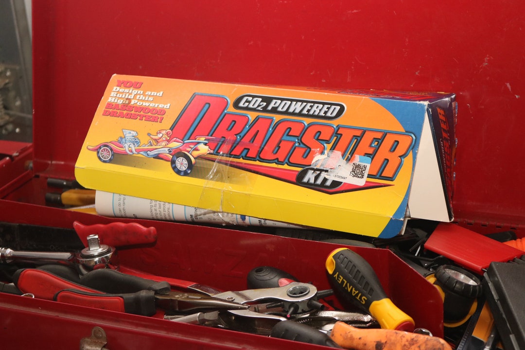 CO2 Powered Dragster Kit 1990 Basswood NHRA Drag Racing Funnycar Funny ...