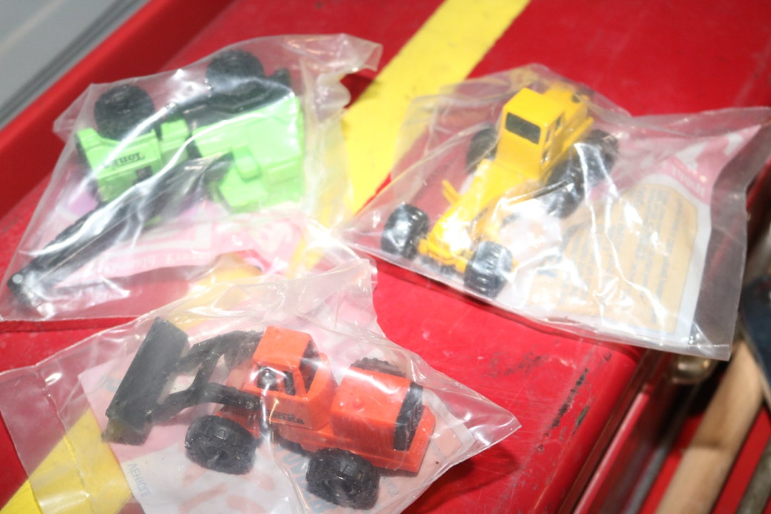 Old Metal Mcdonalds TONKA Toys Dump Truck 4X4 Toys Still in Plastic ...