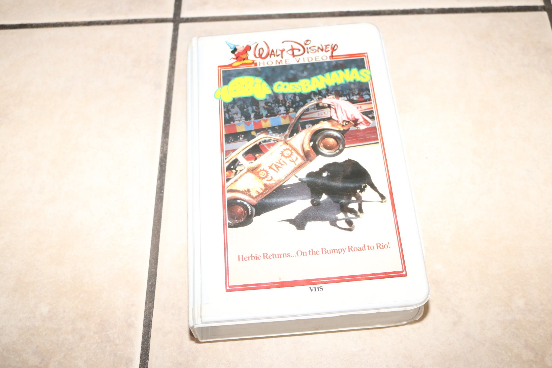 Herbie Goes Bananas VHS Tape 1980 VW Bug Beetle Cloris Leachman Harvey ...