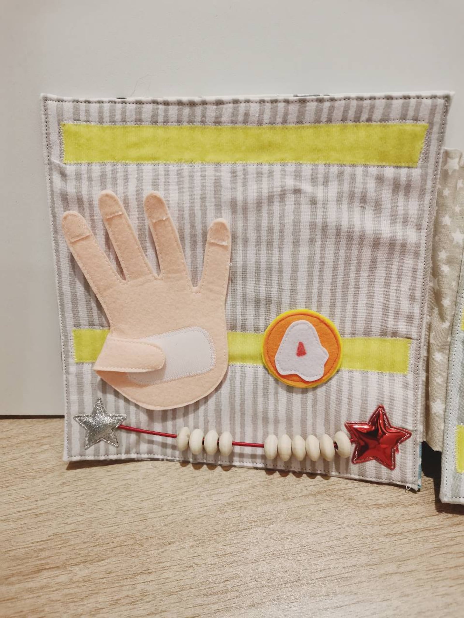 Felt and Fabric Tactile Booklet to Learn to Count With Your Hands. - Etsy