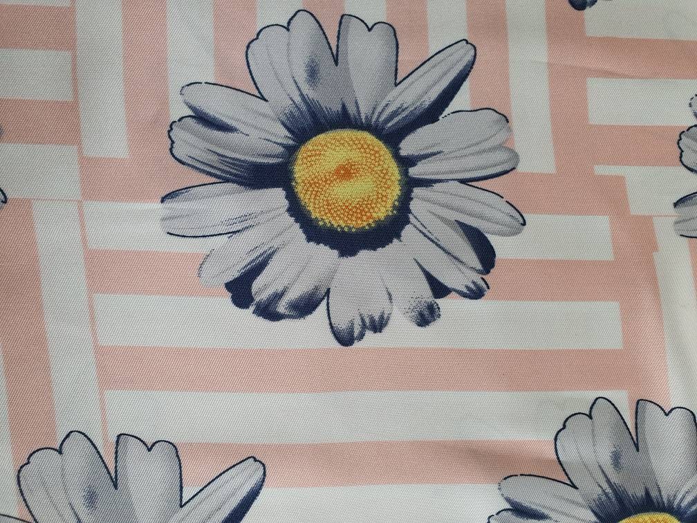 Big Flower Best Fabric for Blouses Quilting Fabric - Etsy