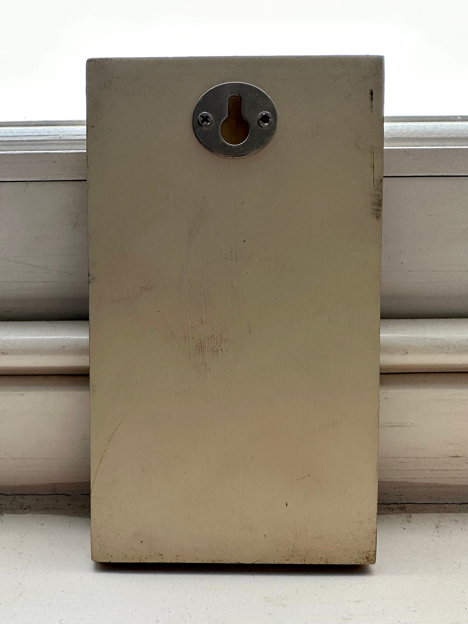 Vintage Raisin White Flower Wall Plague - Etsy