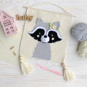 Crochet Raccoon Wall Hanging Pattern, Nursery Raccoon Wall Decor ...
