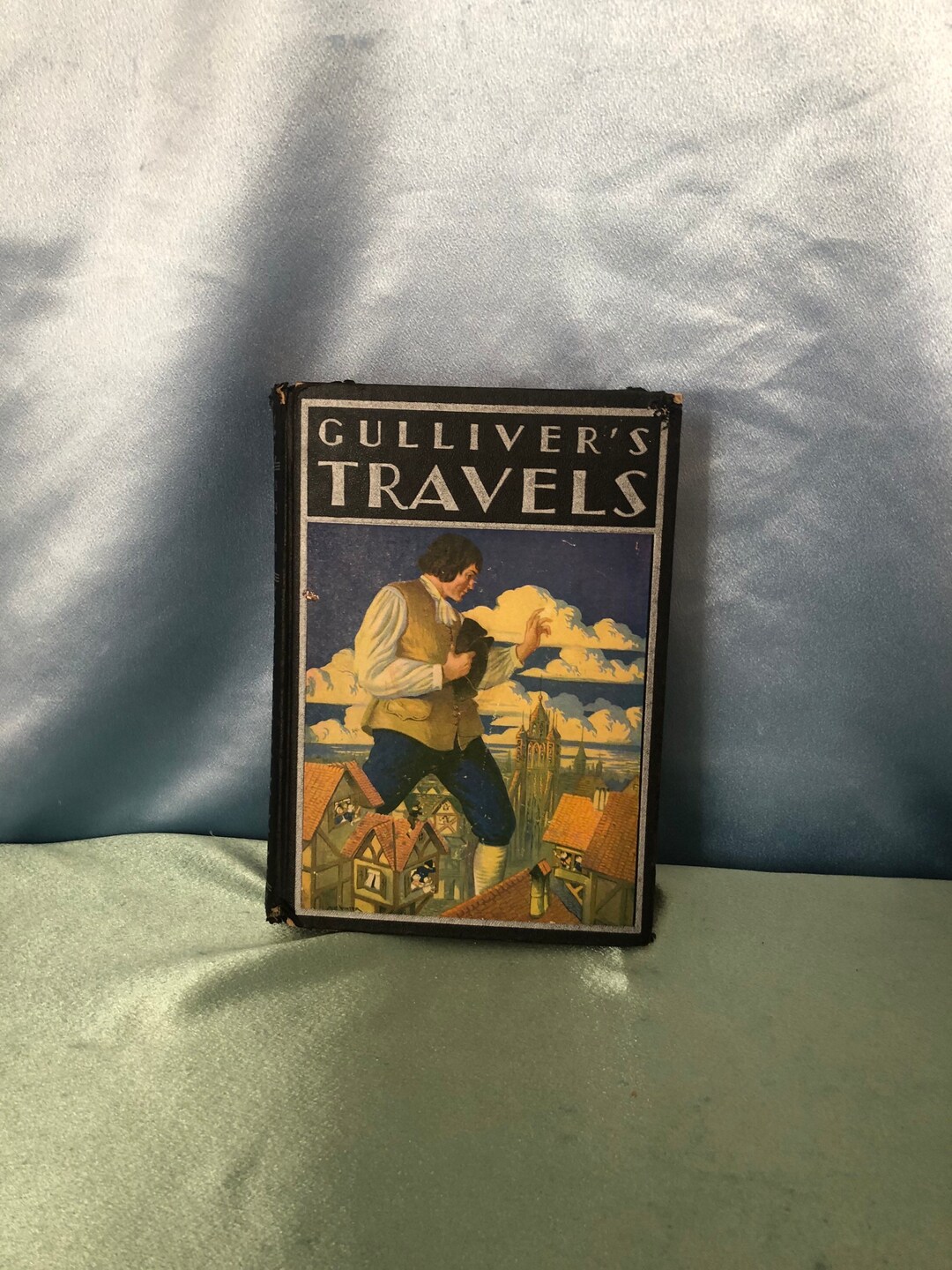 Vintage Book Gullivers Travels by Johnathan Swift - Etsy