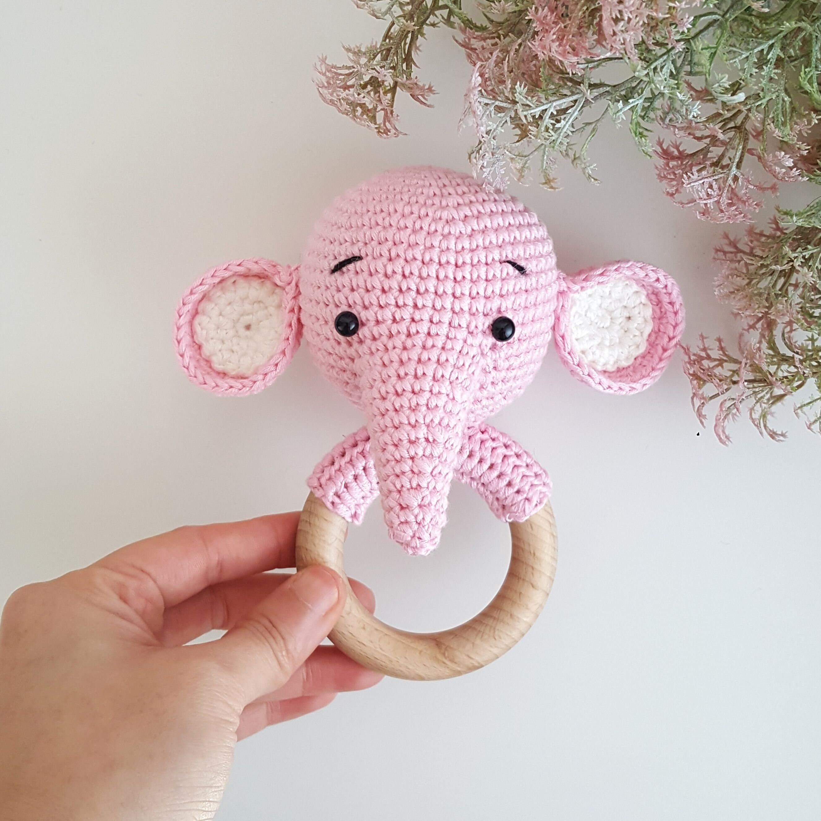 Crochet Baby Rattle _ Elephant pattern Pictorial | Etsy