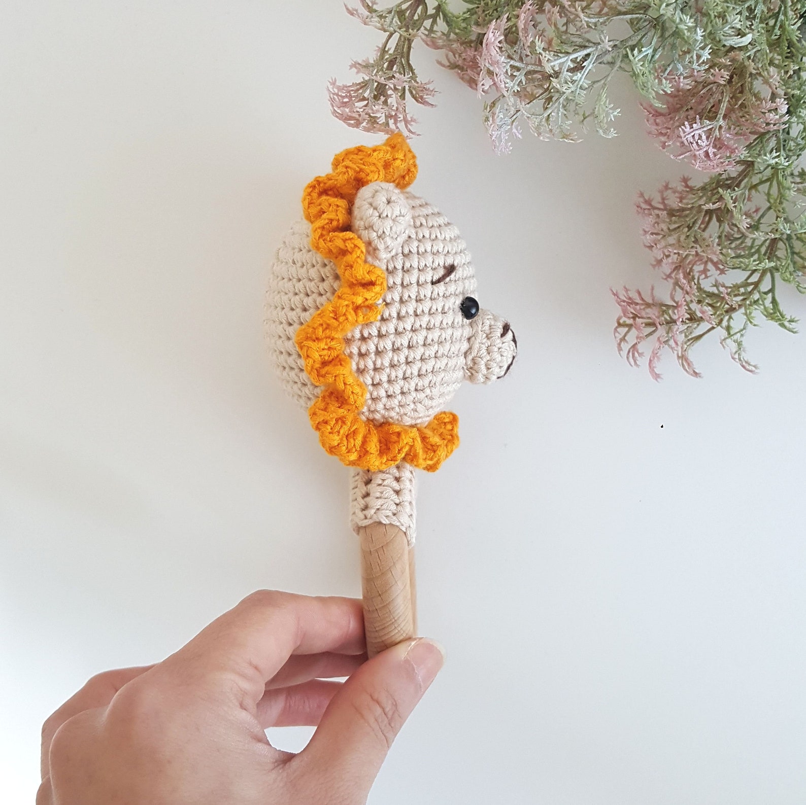 Crochet Baby Rattle _ Lion pattern Pictorial | Etsy