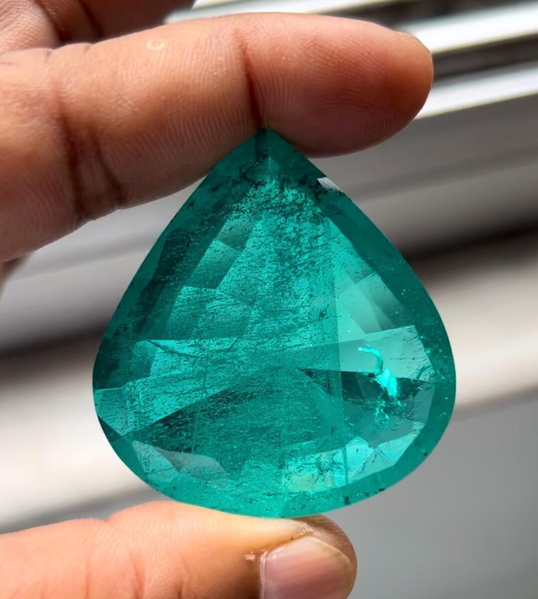 Natural Colombian Emerald Cut Gemstone Emerald Doublet Heart Shape Cut ...