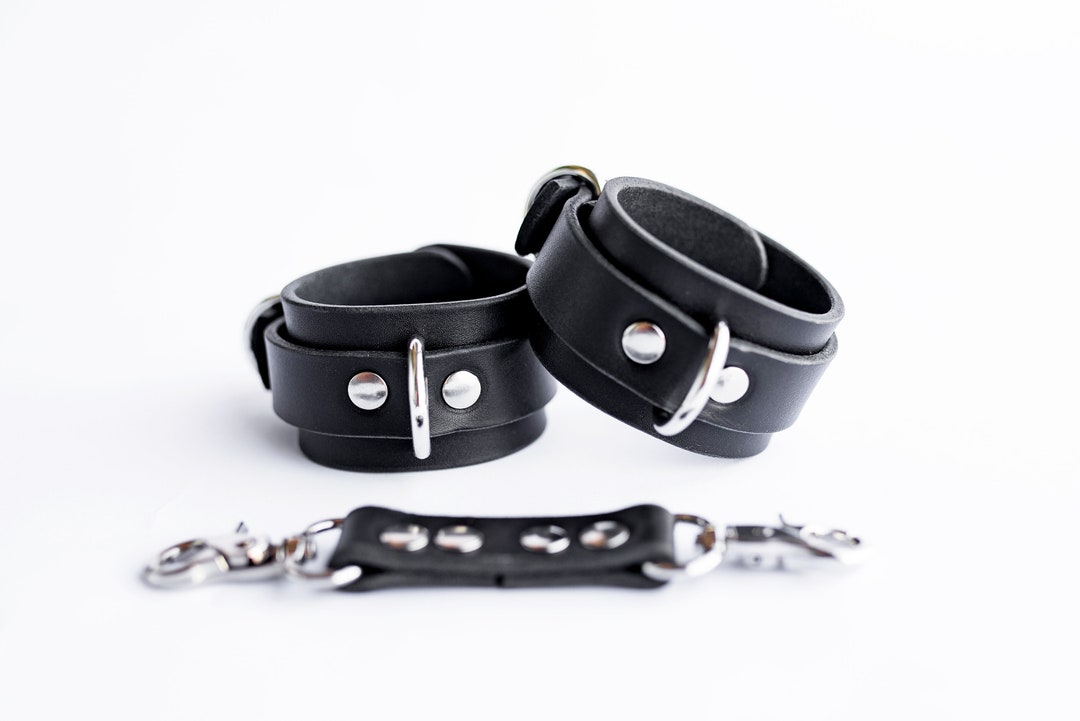 Bondage Handcuffs Leather BDSM 1.5 Cuffs Handmade - Etsy