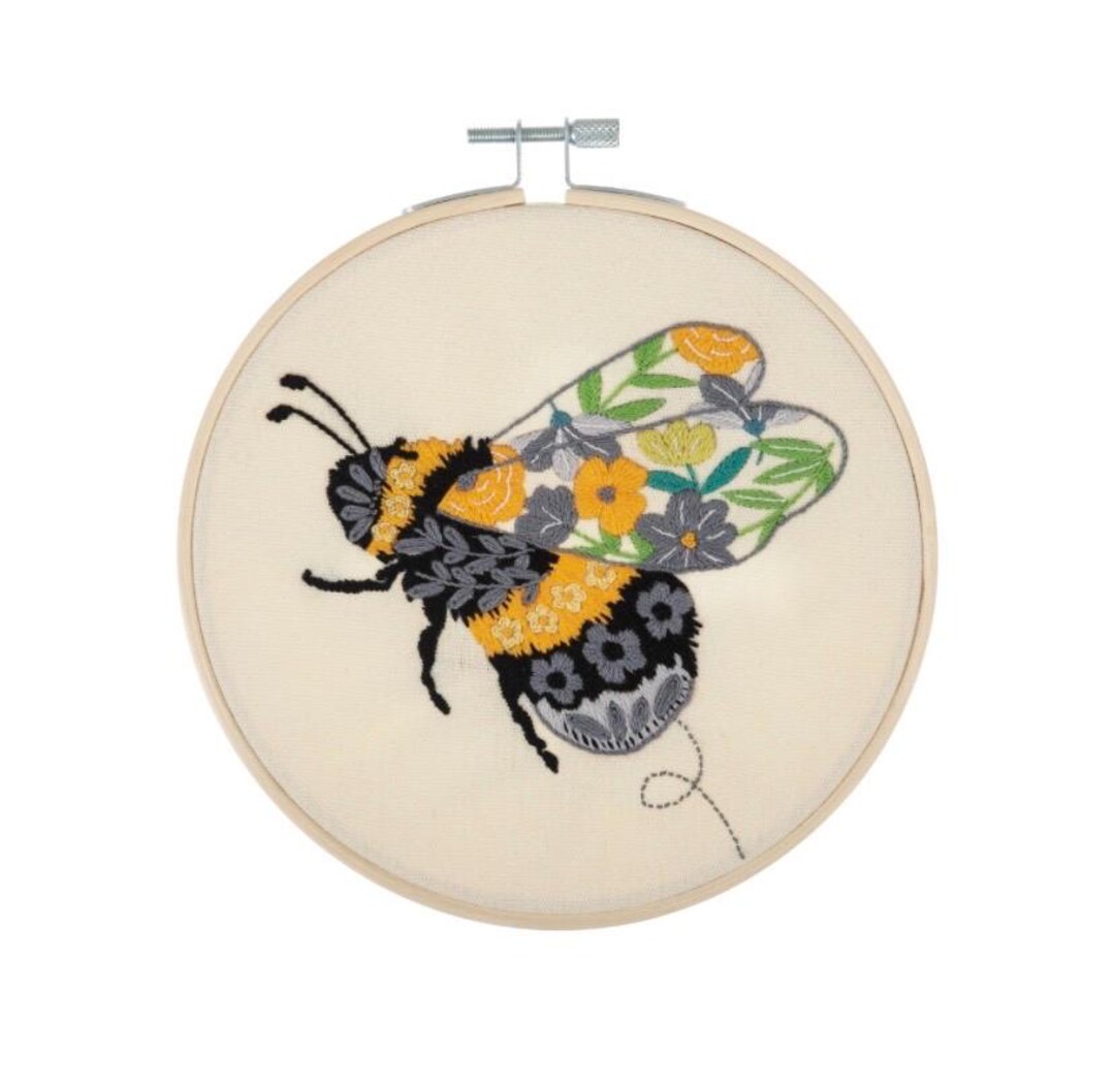 Floral Bee Embroidery Kit, Bee Embroidery Kit, Embroidery Kit With Hoop ...