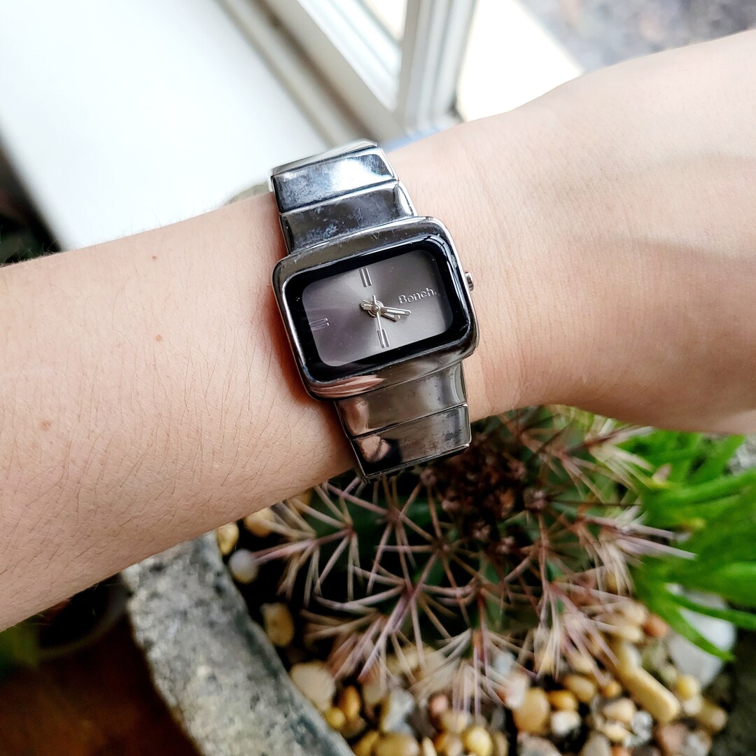 Vintage Bench Black Watch - Etsy