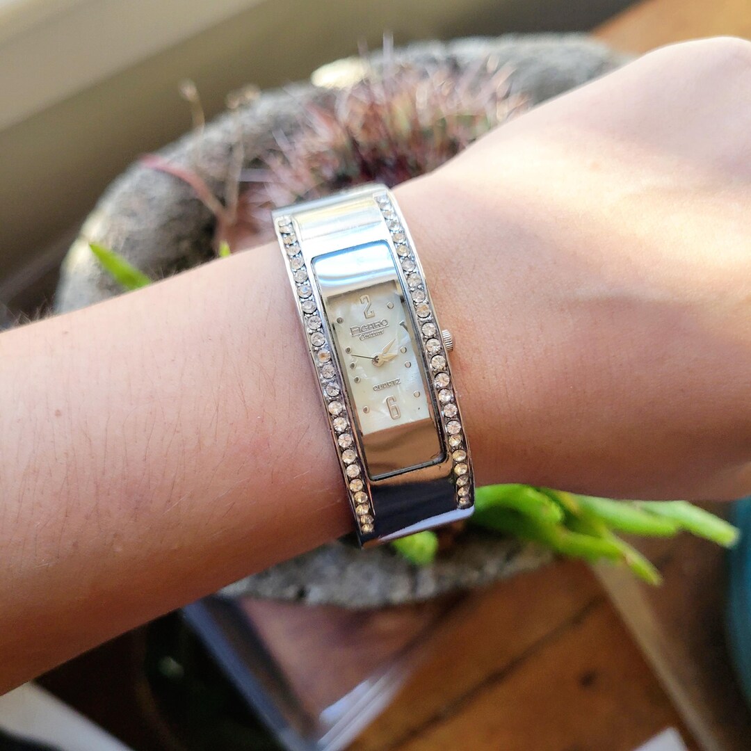 Classic Figaro Quartz Silver Rhinestone Square Classic Square Women's ...