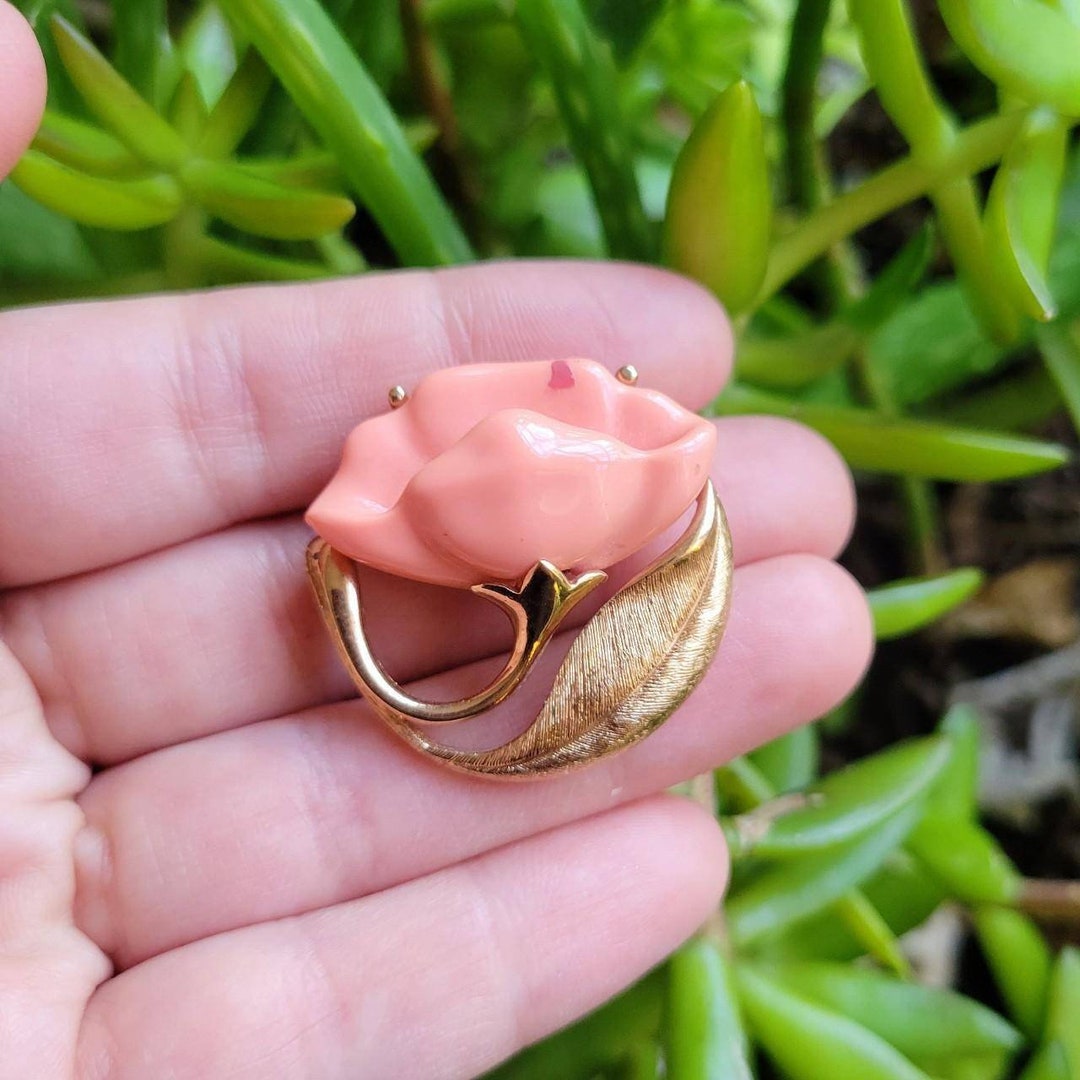 Vintage Avon Flower Brooch Pin - Etsy