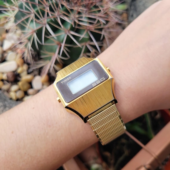RARE* Vintage Timex SSQ H Cell Digital Gold & Brown S… - Gem