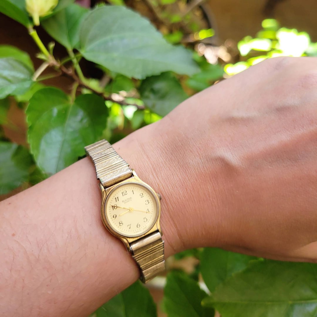 Vintage Gold Bulova Watch - Etsy
