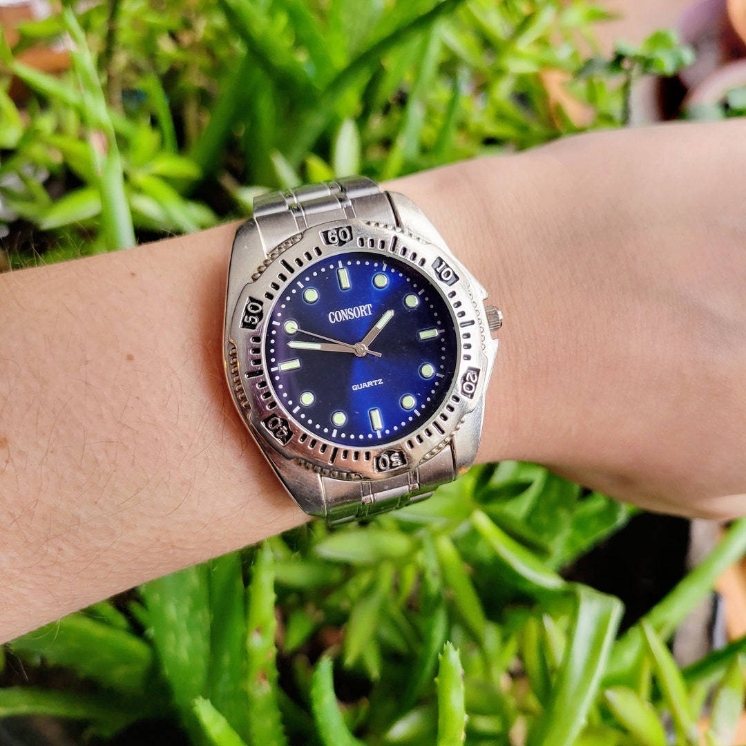 Classic Consort Silver & Navy Quartz Watch - Etsy