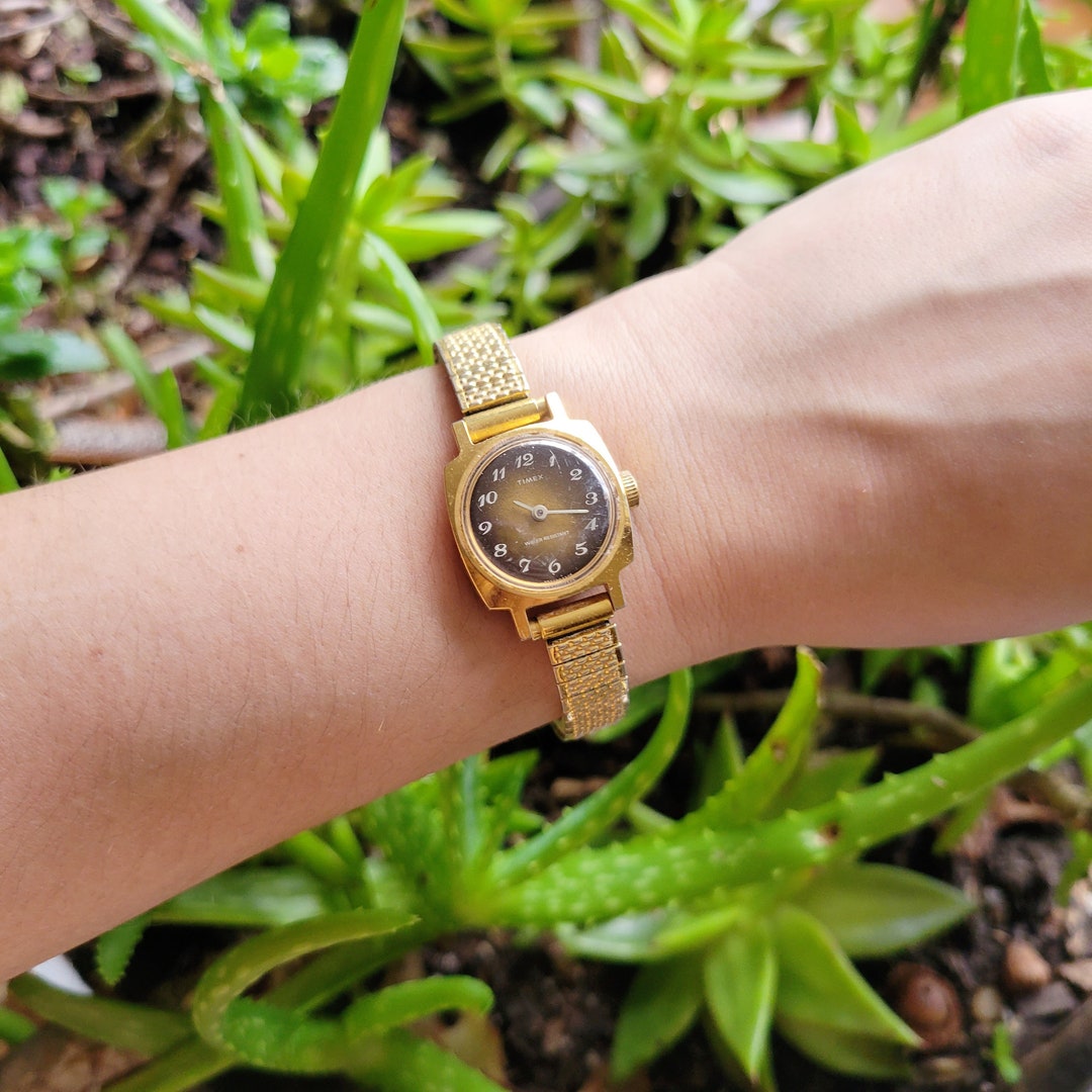 Vintage Timex Gold Stretch Watch - Etsy