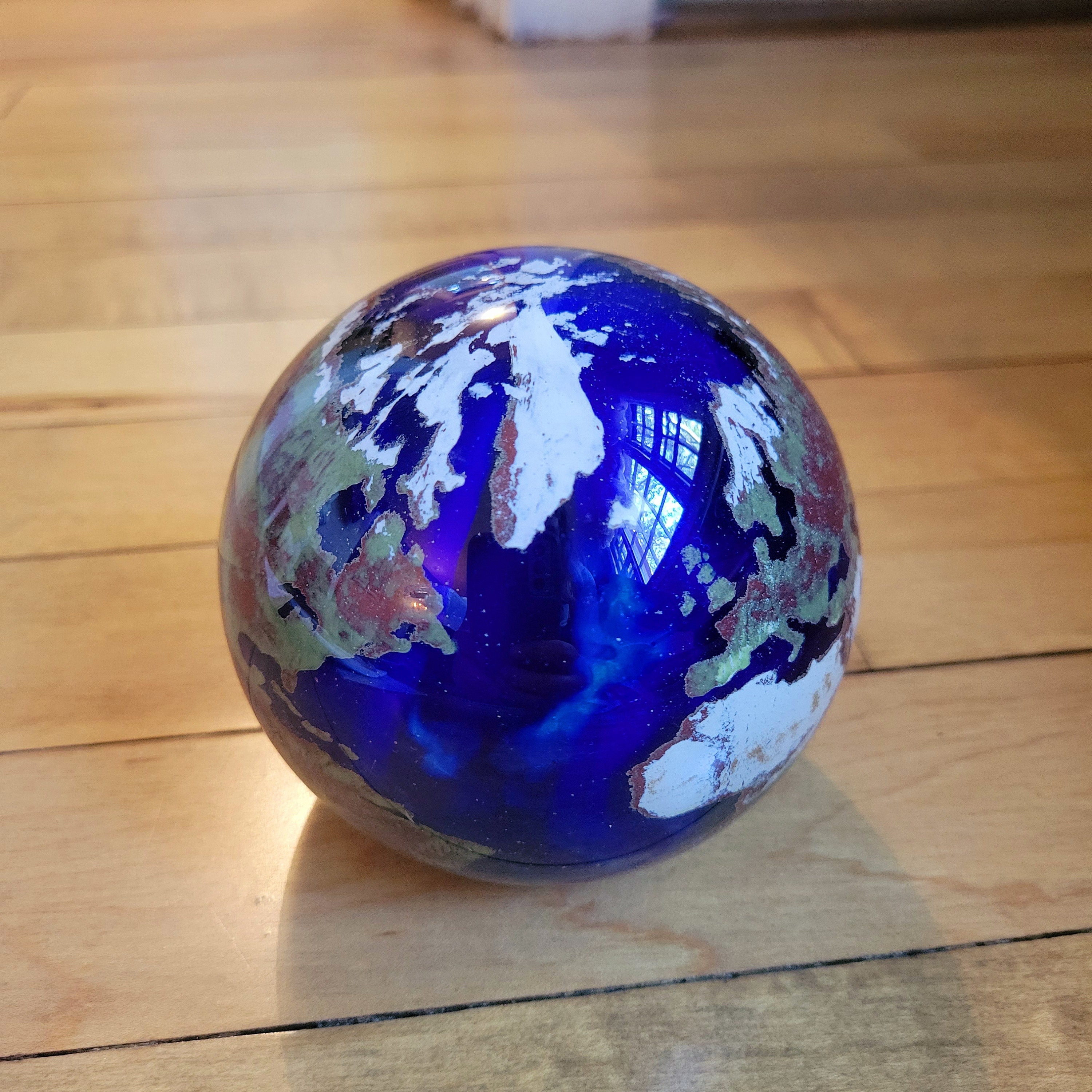 Vintage 1992 Lundberg Studios Glass World Globe Paperweight - Etsy