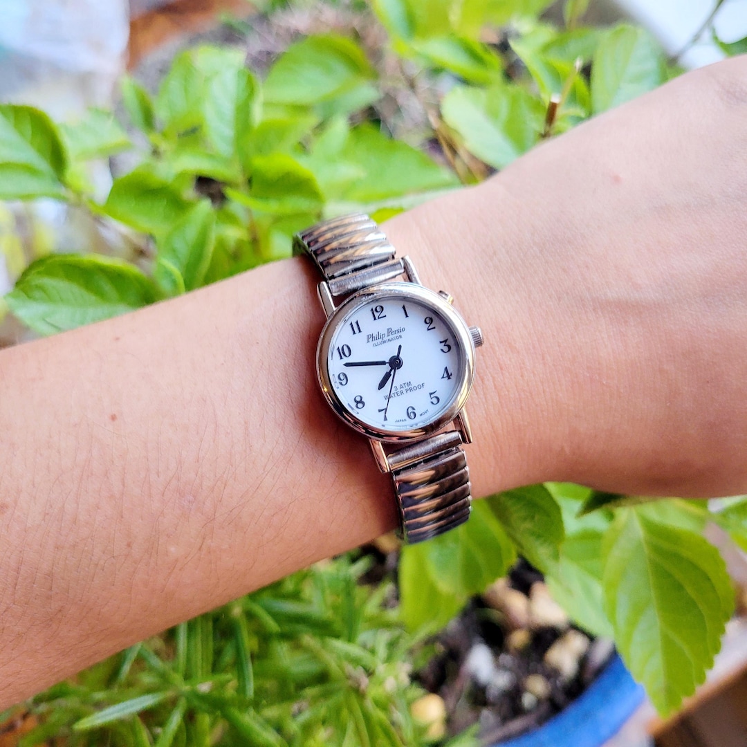 Vintage Philip Persio Illuminator Classic Silver Womens Womans Analog ...