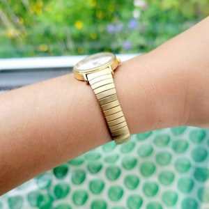 Vintage Timex Quartz Gold Classic Stretch Watch - Etsy