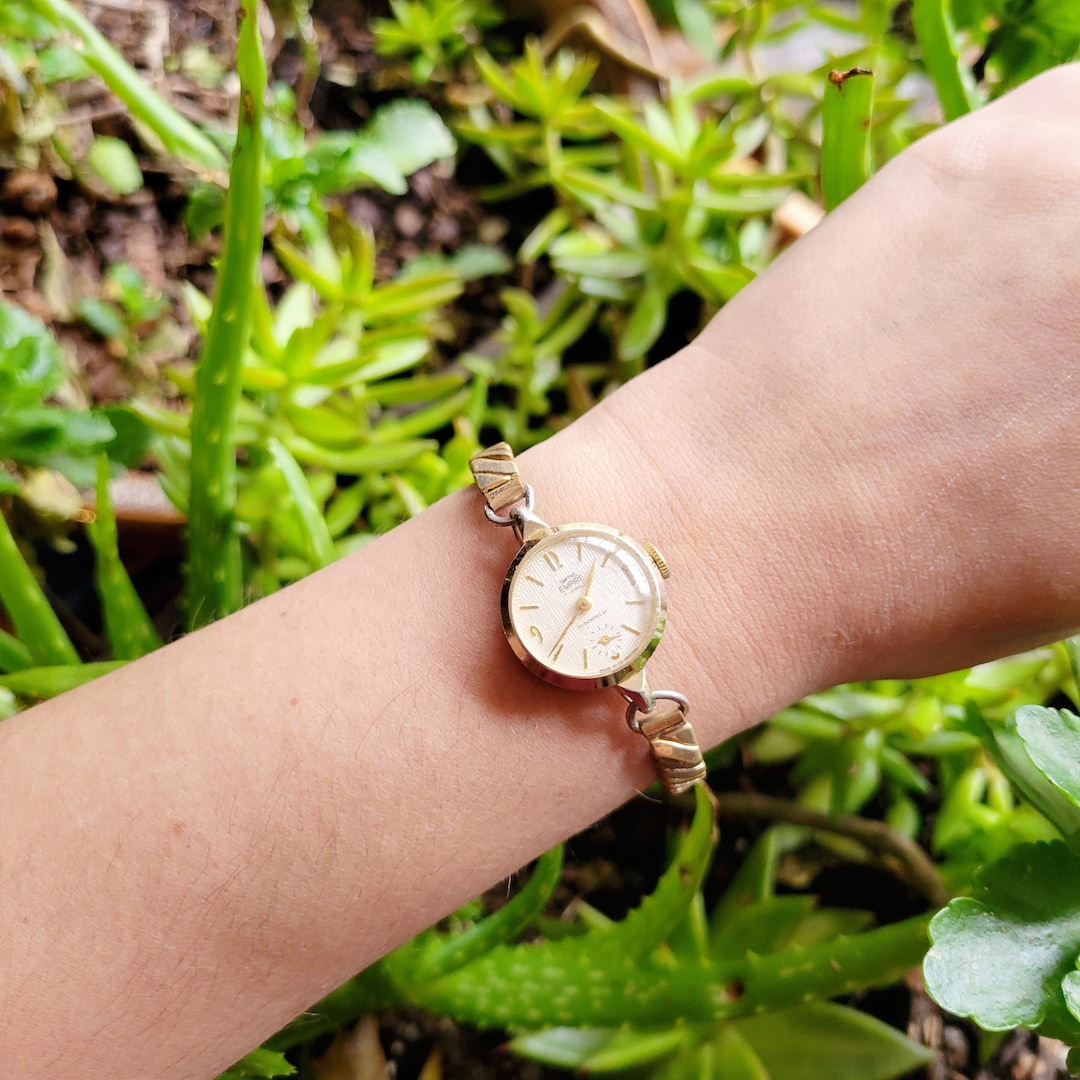 Vintage Smiths Empire 7 Jewels Gold Stretch Watch - Etsy
