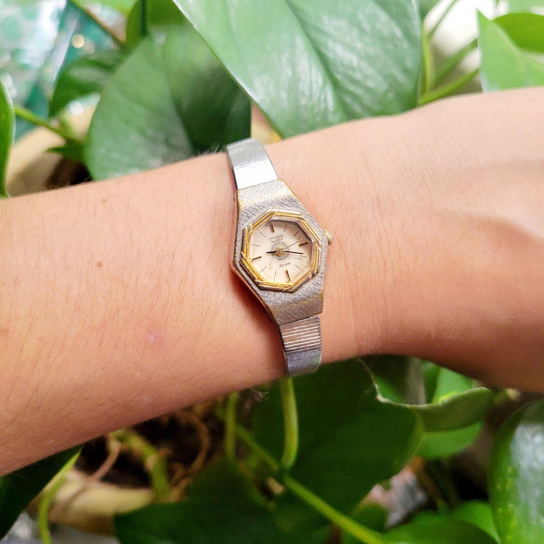 Vintage Citizen Quartz Dainty Classic Gold & Silver Geometric Watch - Etsy