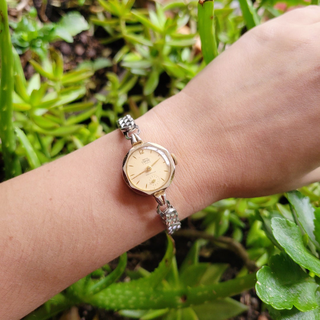 Vintage Smiths Empire 7 Jewels Gold & Silver Stretch Watch - Etsy