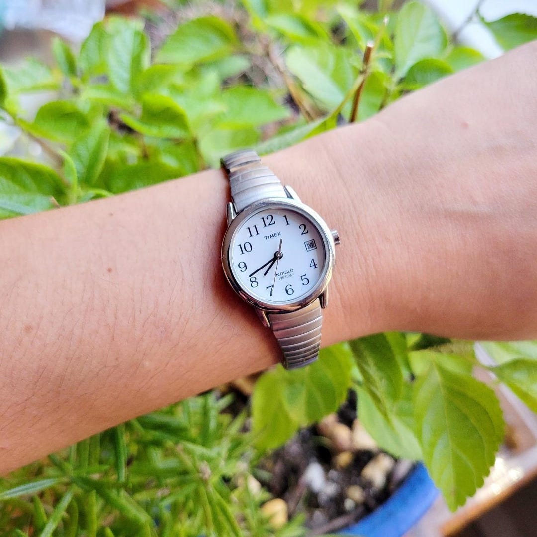 Vintage Timex Indiglo WR 30M Classic Silver Calendar Womens Womans ...