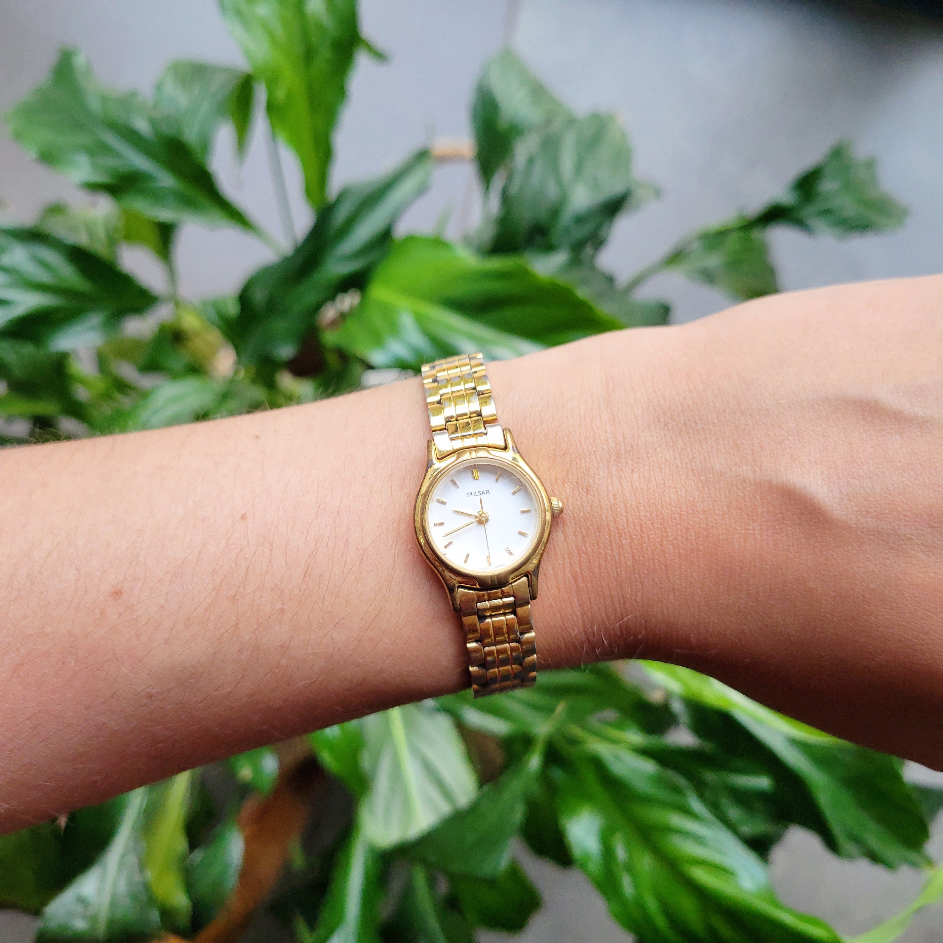 Vintage Pulsar Classic Watch - Etsy Vintage Pulsar Classic Watch - Etsy