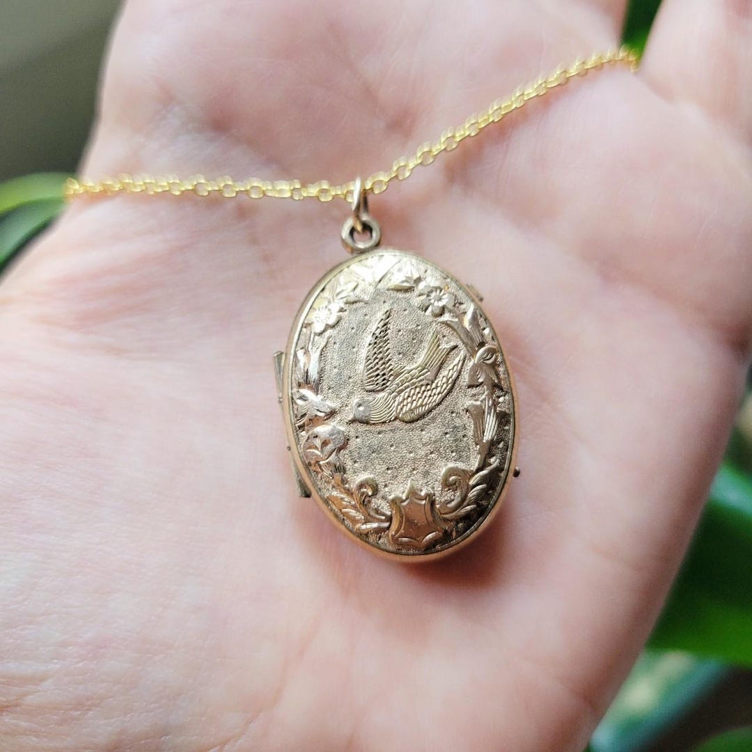 Vintage Antique Art Nouveau Rolled Gold Dove Sparrow Ornate Oval Locket ...