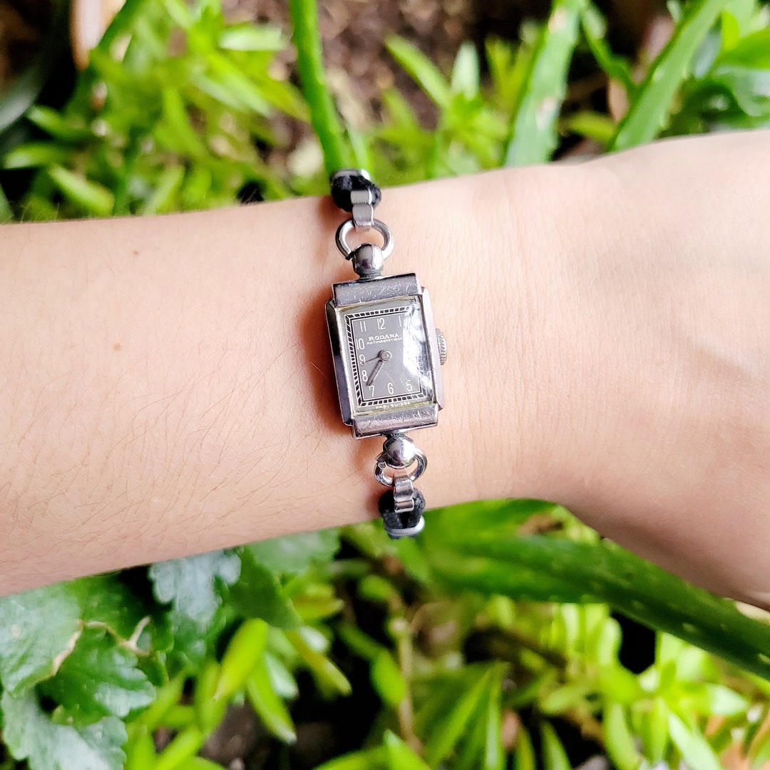 RARE* Vintage Swiss Rodana Antimagnetic Classic Dainty Leather Watch - Etsy