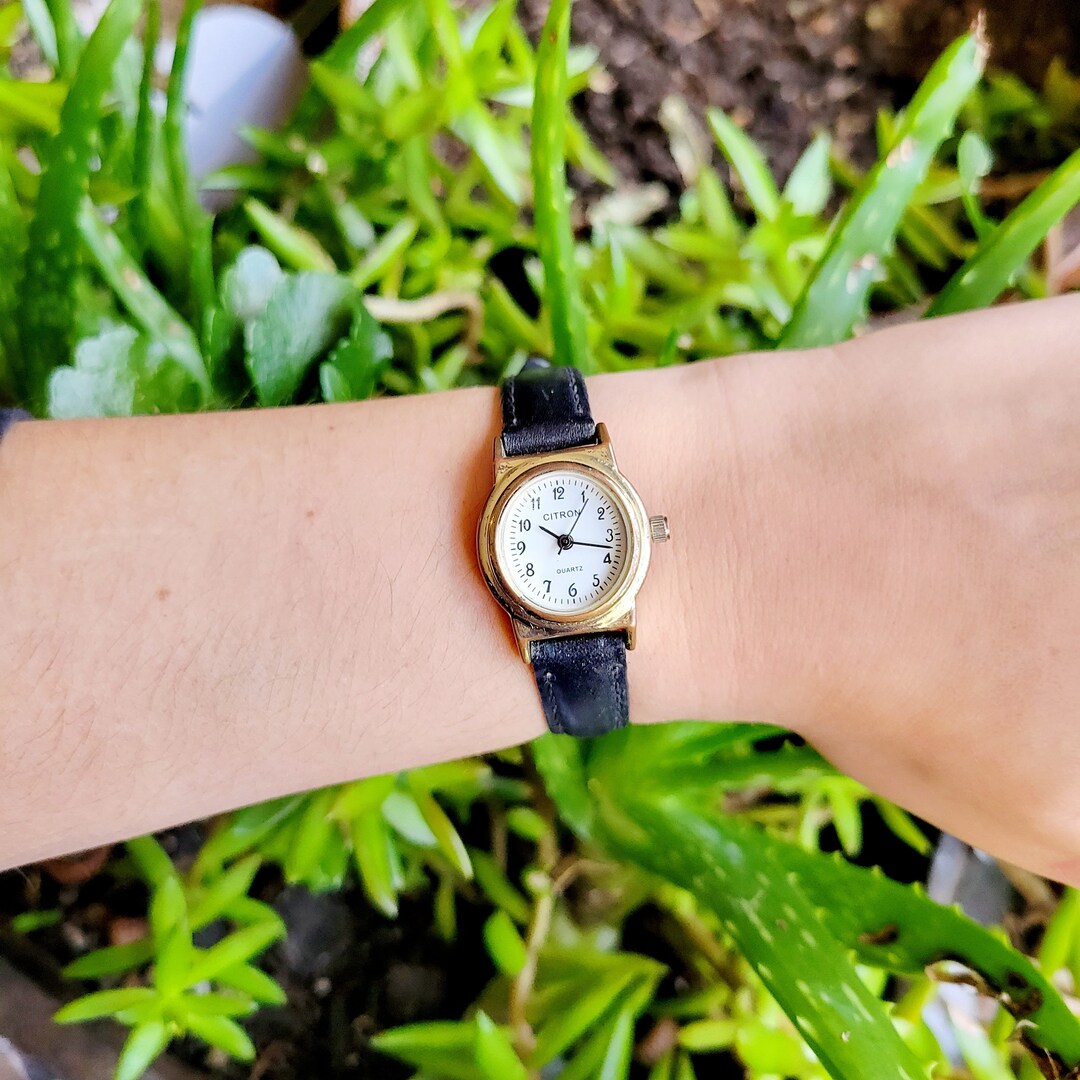 Classic Citron Quartz Watch - Etsy