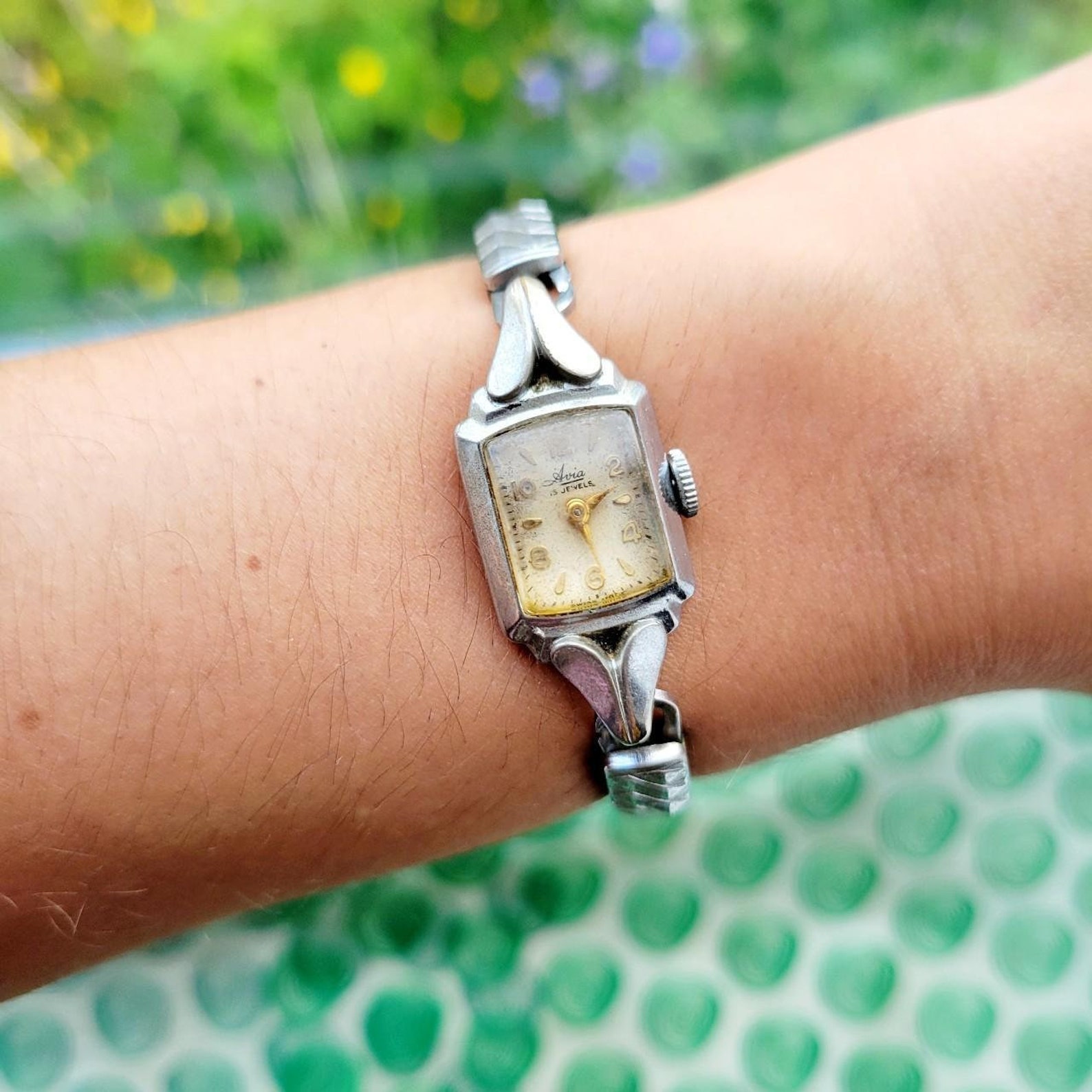 Vintage Swiss Avia Silver & Gold Dainty Classic Stretch Watch - Etsy